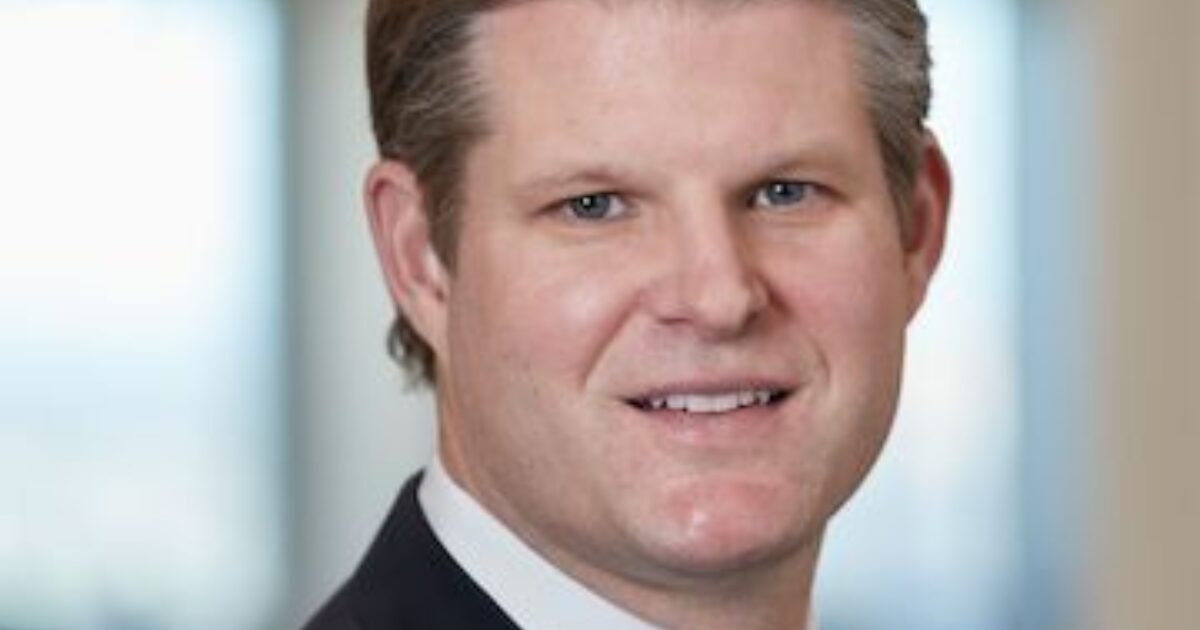 Adam Crow, JD, LLM | Capital Partners | Stephens