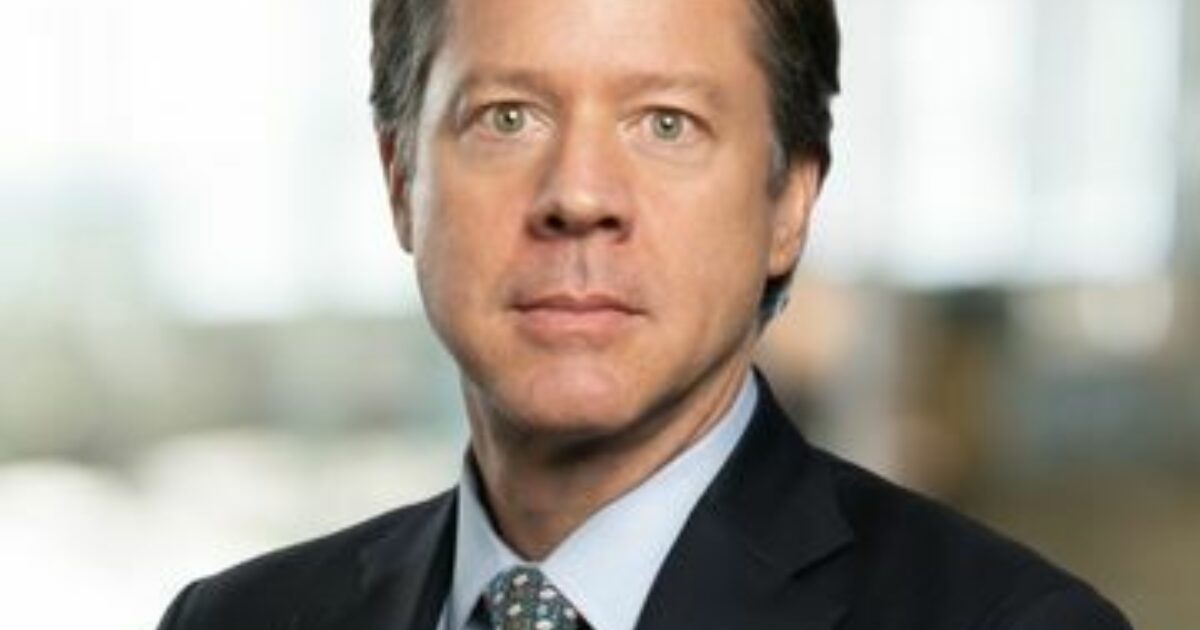 Christopher Huisinga | Investment Banking | Stephens