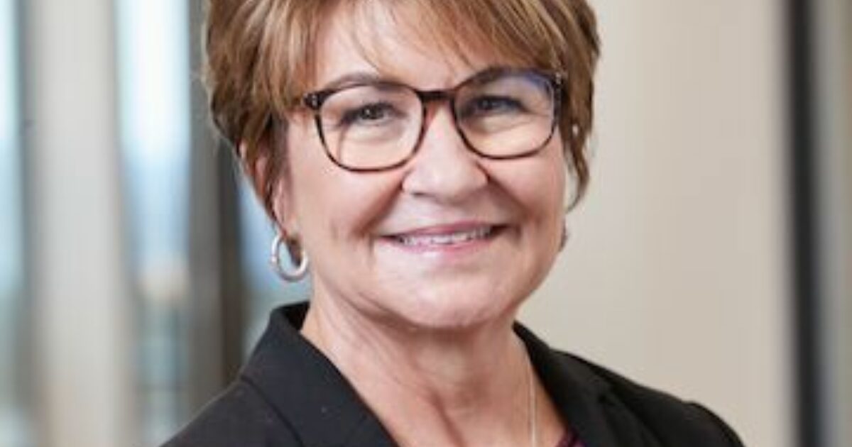 Kristi Clark | Investment Banking | Stephens